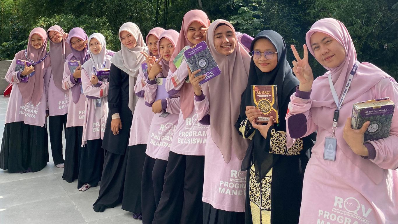 Hari Pertama SuperCamp Di Ponpes Yatim RQV INDONESIA